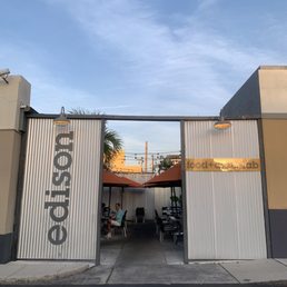 EDISON: FOOD+DRINK LAB - Updated March 2025 - 2210 Photos & 998 Reviews ...