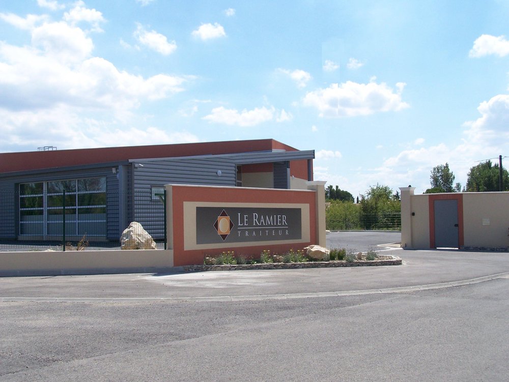 LE RAMIER - 290 avenue des lacs, Vedène, Vaucluse, France - Caterers ...