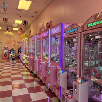 PINK WA WA - Updated June 2024 - 284 Photos & 153 Reviews - 7835 S ...