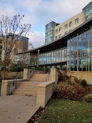 MIT BUILDING E52 - THE ALFRED P SLOAN BUILDING - Updated April 2025 ...