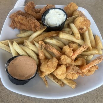 SALT LIFE FOOD SHACK - Updated December 2024 - 494 Photos & 462 Reviews ...