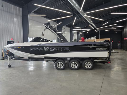 MIDWAY AUTO & RV - Updated August 2025 - 6260 South Frontage Rd ...