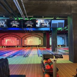 FULTON ALLEY - Updated July 2025 - 271 Photos & 302 Reviews - 600 ...