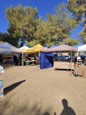 ROADRUNNER PARK FARMERS MARKET - Updated May 2026 - 45 Photos & 62 ...