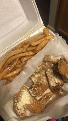 OCEANS FISH & CHICKEN - 17 Photos & 19 Reviews - Chicken Wings - 3700 S ...