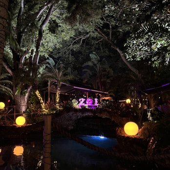 ZOI RESTAURANT & LOUNGE - Updated 2024 - 316 Photos & 128 Reviews ...