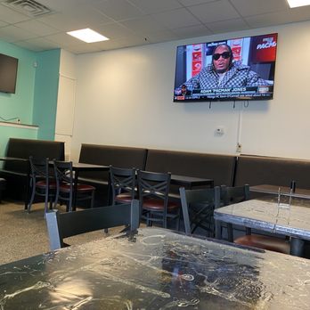 SAUCED - Updated January 2026 - 14 Photos & 22 Reviews - 26 W High St ...