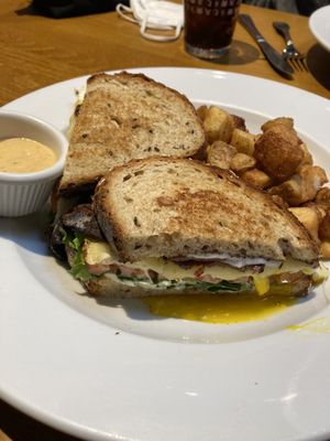 COOLIDGE CORNER CLUBHOUSE - 103 Photos & 465 Reviews - 307 Harvard St ...