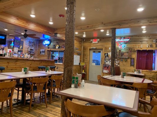 BUSTER’S RESTAURANT & SALOON - Updated August 2024 - 32 Photos & 32 ...