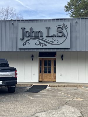 JOHN LS - Updated December 2025 - 11 Photos - 8 Preston St, Sumrall ...