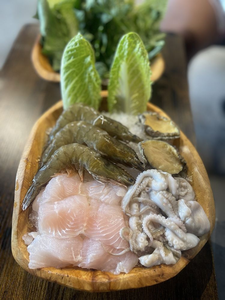 HONOLULU HOTPOT HALE - Updated March 2025 - 624 Photos & 219 Reviews ...