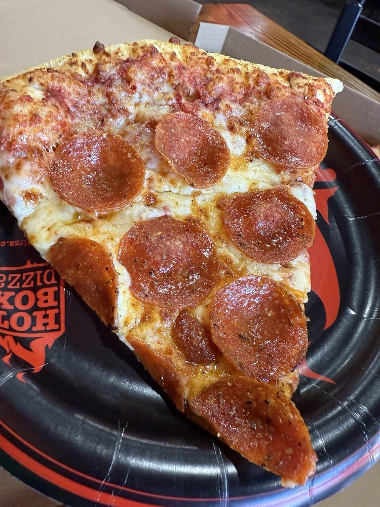 HOTBOX PIZZA - Updated July 2025 - 54 Photos & 33 Reviews - 4400 Weston ...