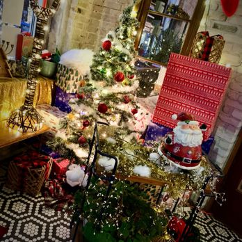 LUCILLE - Updated June 2024 - 777 Photos & 574 Reviews - 101 King St ...