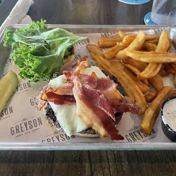 THE GREYSON - Updated July 2024 - 41 Photos & 91 Reviews - 5045 96th St ...