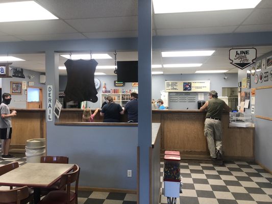 BREADBOARD - Updated September 2025 - 29 Reviews - 124 E Washington Ave ...