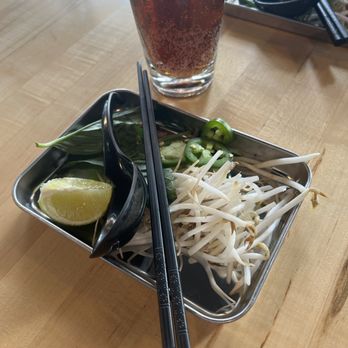 XANKIA - Updated December 2025 - 146 Photos & 197 Reviews - 222 W Wells ...