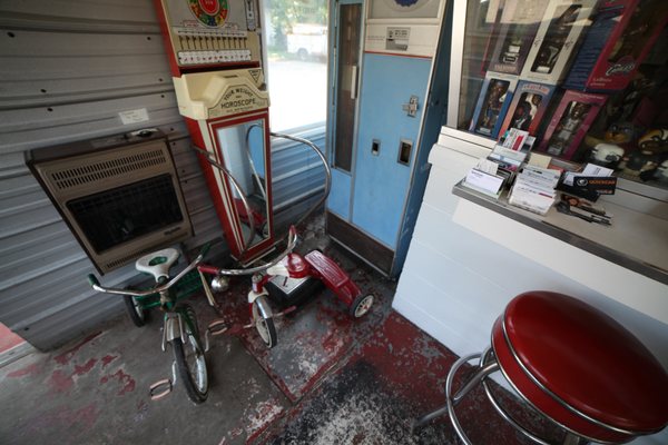 CHECKERS - Updated August 2024 - 29 Photos & 47 Reviews - 3858 N Ridge ...