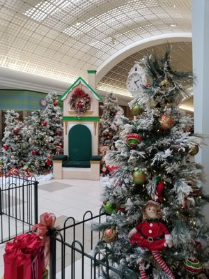 WARWICK MALL - Updated July 2024 - 58 Photos - 400 Bald Hill Rd ...