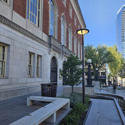 MULTNOMAH COUNTY LIBRARY - Updated December 2025 - 213 Photos & 130 ...