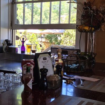 THE STONE HOUSE CAFE - Updated August 2024 - 1324 Photos & 1332 Reviews ...