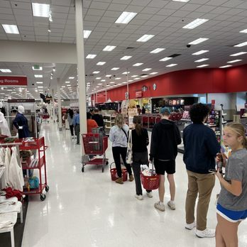 TARGET - Updated December 2025 - 453 Photos & 184 Reviews - 17700 NE ...