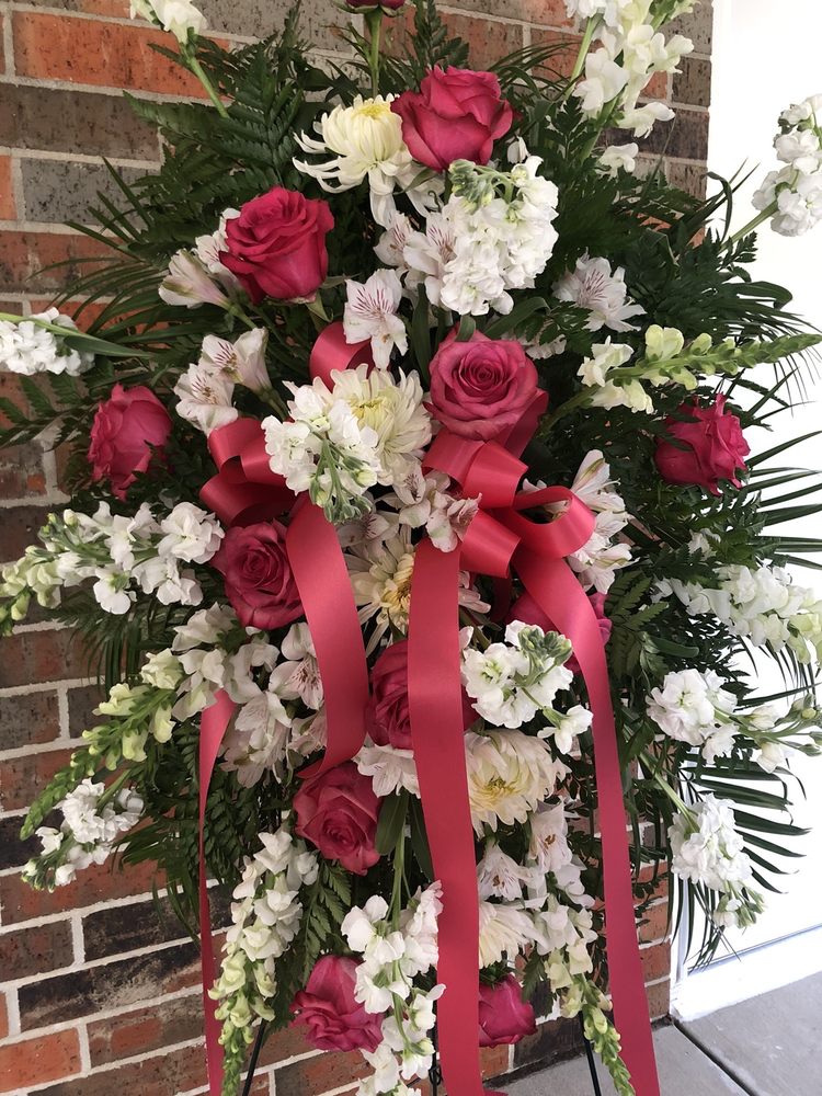 BLOSSOMS FLORAL - Updated January 2026 - 30 Photos - 900 N Glenstone ...