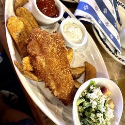 DUKE’S SEAFOOD TACOMA - Updated 05/2025 - 1677 Photos & 1604 Reviews ...