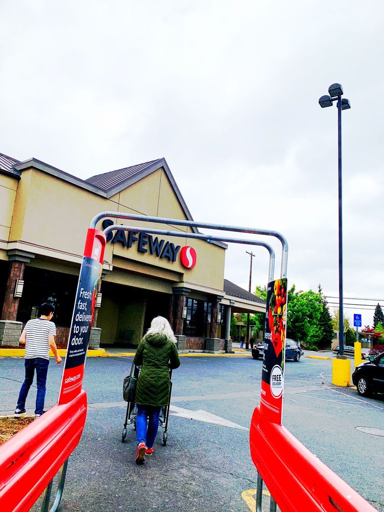 SAFEWAY - Updated June 2024 - 19 Photos & 31 Reviews - 642 NE 3rd, Bend ...