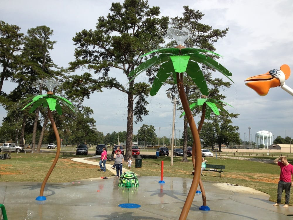 SPLASH PAD - Updated October 2025 - Spring Lake Park, Texarkana, Texas ...