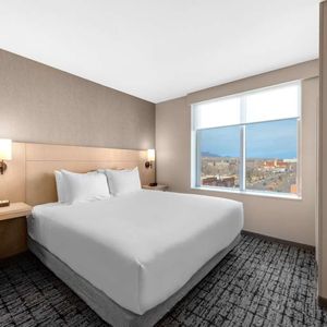 EMBASSY SUITES BY HILTON COLORADO SPRINGS - 268 Photos & 118 Reviews ...