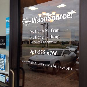 VICTORIA EYE CENTER - Updated January 2026 - 10 Photos & 13 Reviews ...