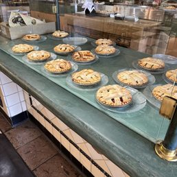 GEEZERS - Updated October 2025 - 679 Photos & 754 Reviews - 12120 ...