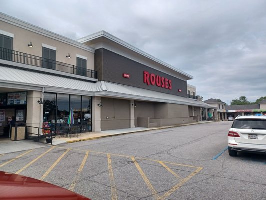 ROUSES MARKET - Updated January 2026 - 213 Photos & 105 Reviews - 1545 ...