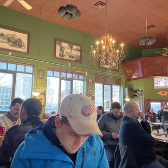 BOOKIES BAR & GRILLE - Updated August 2024 - 75 Photos & 160 Reviews ...