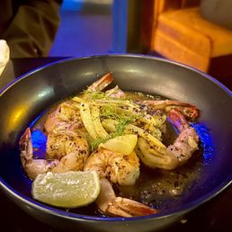 MOVIDA - Updated December 2025 - 609 Photos & 264 Reviews - 555 2nd St ...