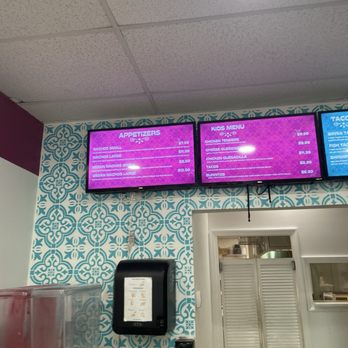TACO HAVEN - Updated August 2025 - 88 Photos & 70 Reviews - 10410 Taft ...