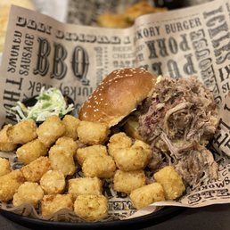 CALHOUN’S - Updated December 2025 - 526 Photos & 610 Reviews - 400 ...