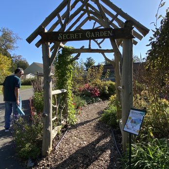 GREEN SPRING GARDENS - 651 Photos & 61 Reviews - 4603 Green Spring Rd ...