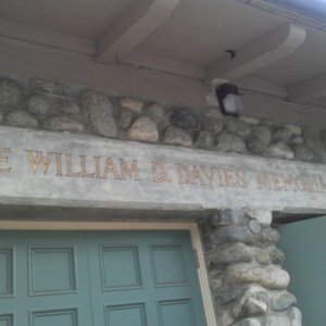 FARNSWORTH PARK - 25 Photos & 14 Reviews - 568 E Mount Curve Ave ...