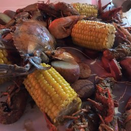 THE BOILING POT - Updated May 2024 - 246 Photos & 354 Reviews - 201 S ...