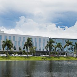 DELRAY MEDICAL CENTER - 38 Photos & 226 Reviews - 5352 Linton Blvd ...