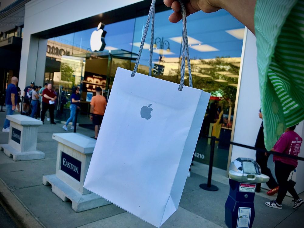 APPLE EASTON TOWN CENTER - Updated November 2025 - 33 Photos & 173 ...