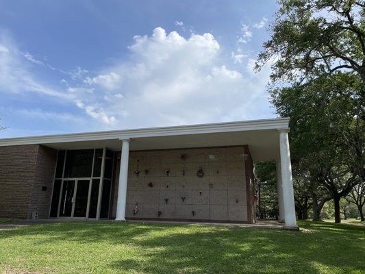 GALVESTON MEMORIAL PARK CEMETERY - Updated October 2025 - 17 Photos ...