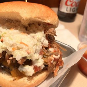 SMOKEHOUSE 91 - Updated June 2025 - 822 Som Center Rd, Mayfield, Ohio ...