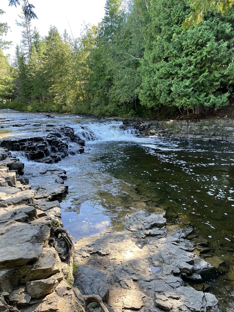 OCQUEOC FALLS - Updated June 2024 - 56 Photos & 15 Reviews - 1200 ...