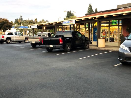 OAK GROVE PLAZA - Updated December 2025 - 35 Photos - 785 Oak Grove Rd ...