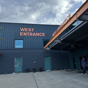 CROSSROADS MASON - Updated October 2025 - 13 Photos - 990 Reading Rd ...