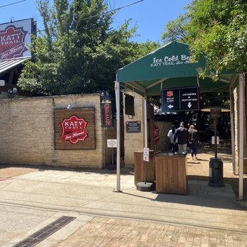 KATY TRAIL ICE HOUSE - Updated July 2024 - 869 Photos & 1197 Reviews ...