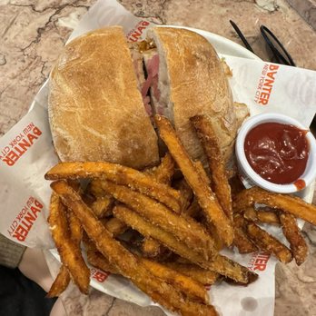 BANTER - Updated June 2025 - 95 Photos & 65 Reviews - 201 East 31st St ...