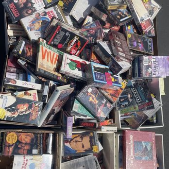 CYPRESS SWAP MEET - Updated June 2025 - 224 Photos & 175 Reviews - 9200 ...